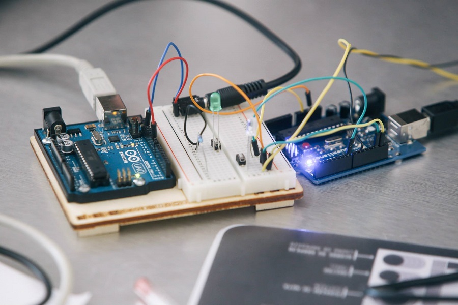 Câmara Municipal de Braga | Agenda | Arduíno e Pedais DIY por Digitópia ...